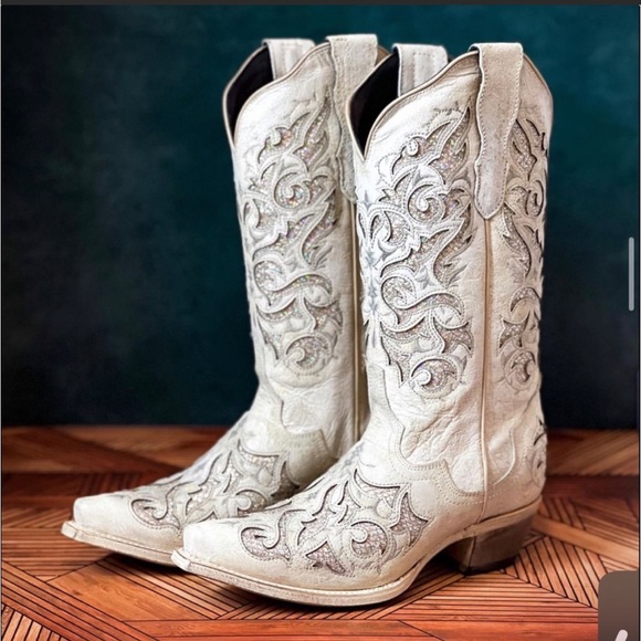 J.B. Dillon | Shoes | Jb Dillon Beautiful Boots With White Glitter ...